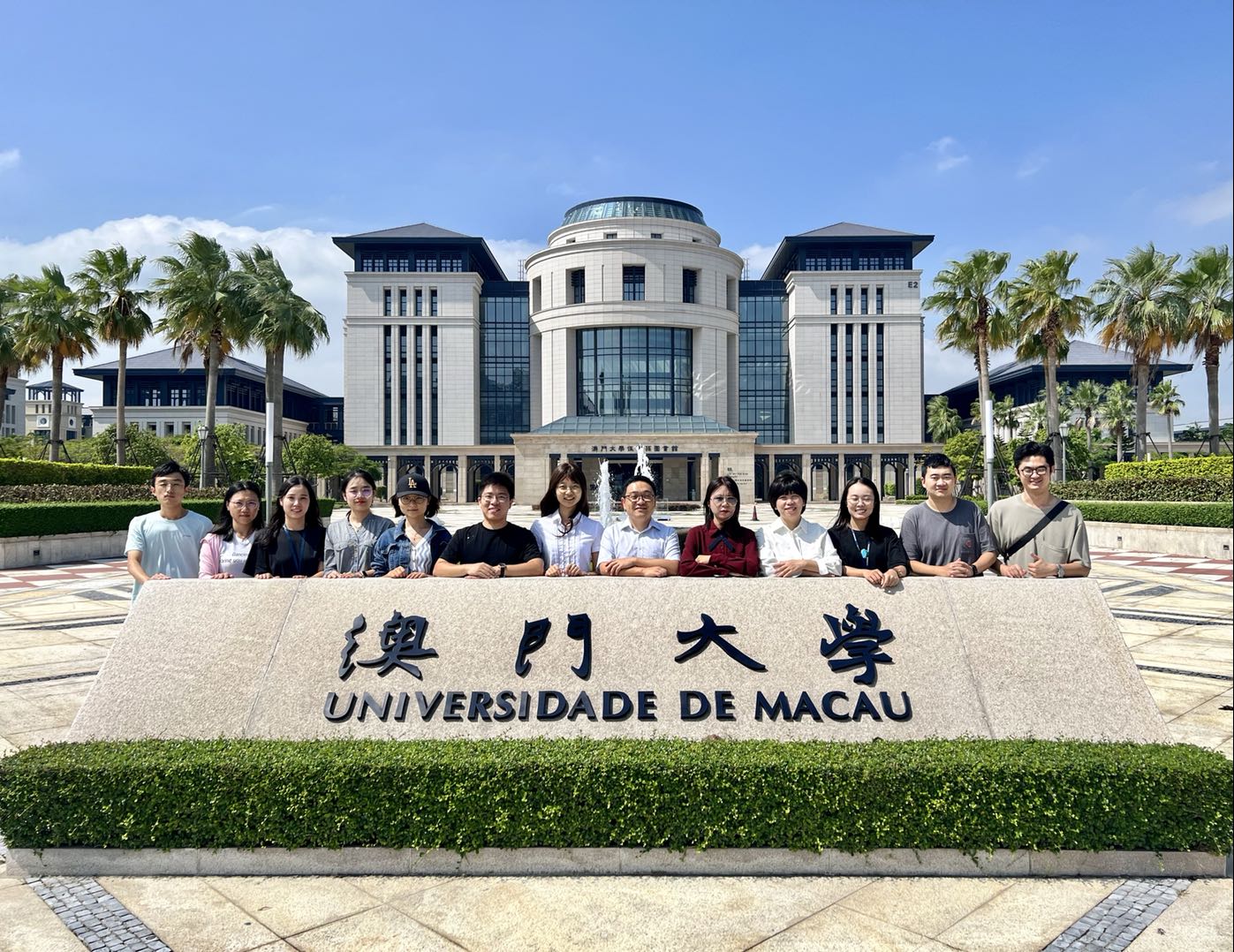 Photos – Dai's lab